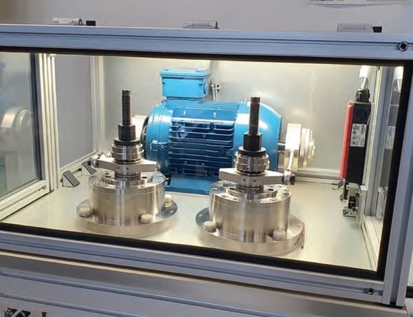 Oscillating rolling element wear test rig (SNR-FEB2 test rig)